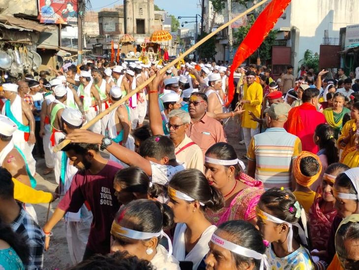 See Baba Mahakal's Palki Yatra in 20 pictures | 20 तस्वीरों में देखिए ...