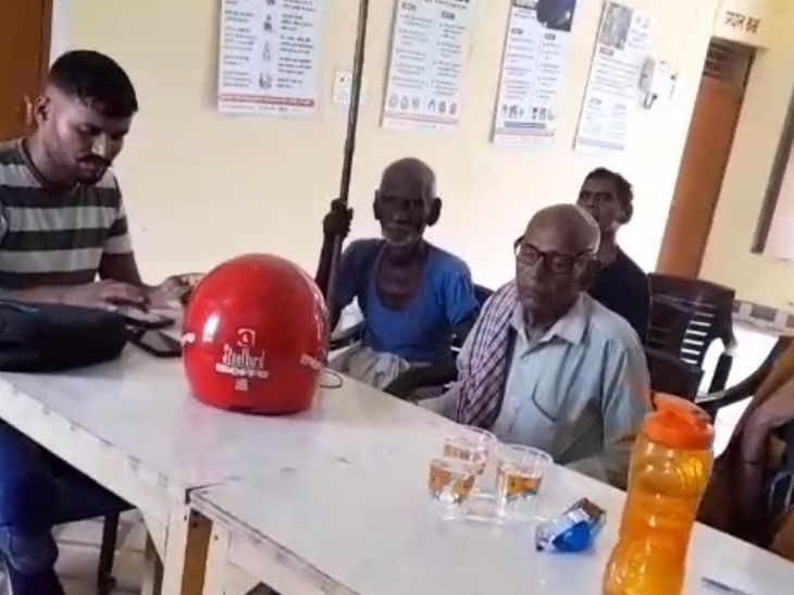 Ayushman Card Camp in Bikapur, Ayodhya | अयोध्या के बीकापुर में ...