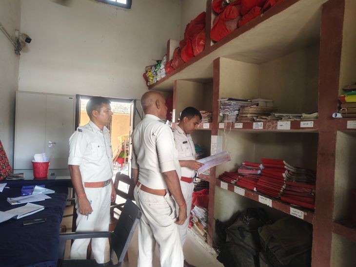 Bipin Kumar Singh became the station head of Dighalbank police station | दिघलबैंक थाने के ...