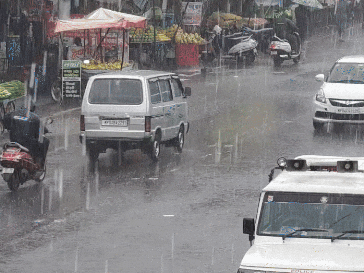 Heavy rain in Raisen, four gates of Barna Dam opened | रायसेन में तेज ...
