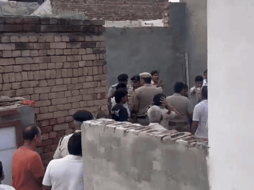Haryana Hisar DSP slapped Mangali Sanjay son Amit