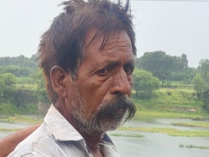 A distraught father cuts off his son's ear in Garoth | गरोठ में परेशान ...