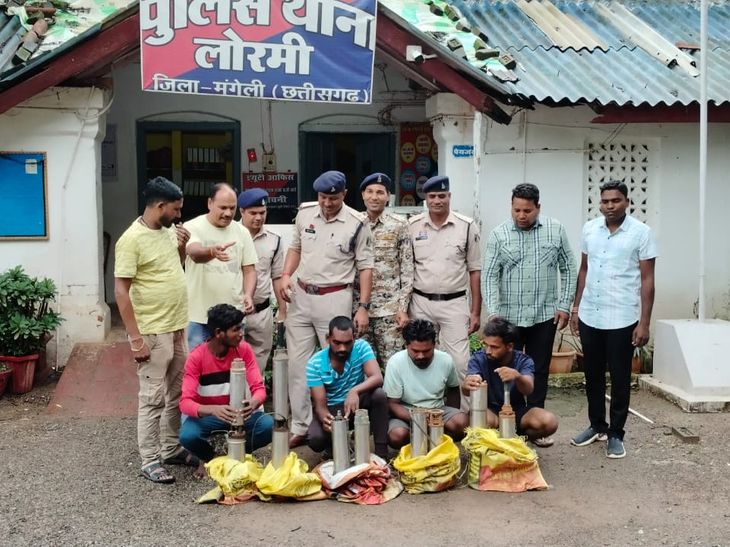 Thief arrested for stealing submersible pump from borewell | बोरवेल से ...