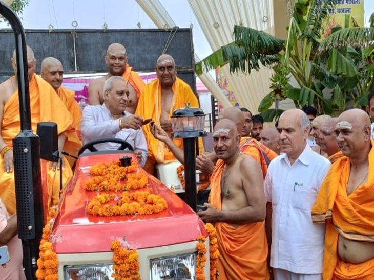 Minister Ranbir Gangwa Barwala visit Sri Atirudra Mahayagya