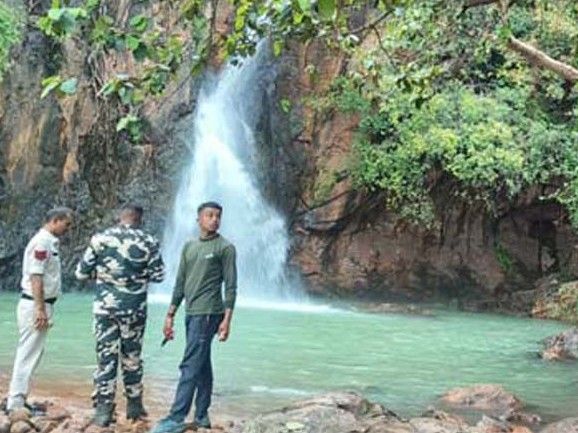 Now police will keep an eye on Chhattisgarh Raigarh waterfall