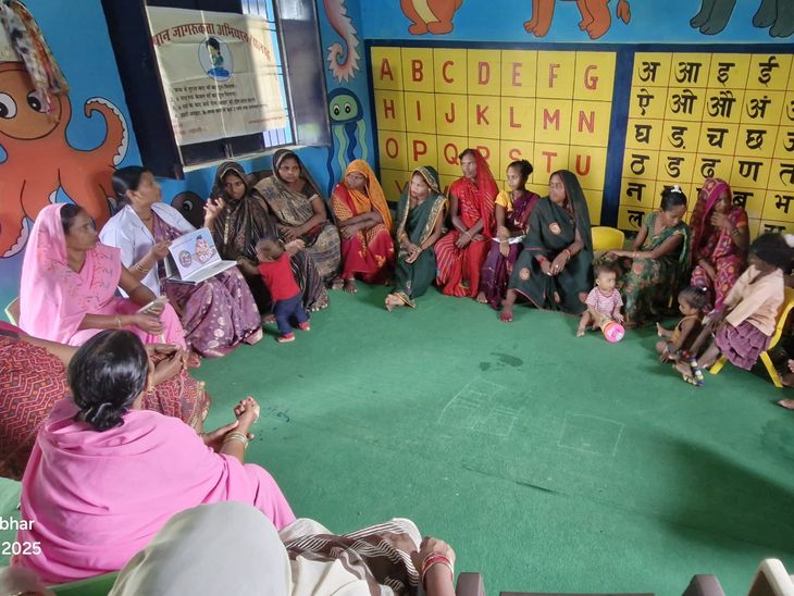 Awareness campaign started in Pindra, importance of breastfeeding was ...