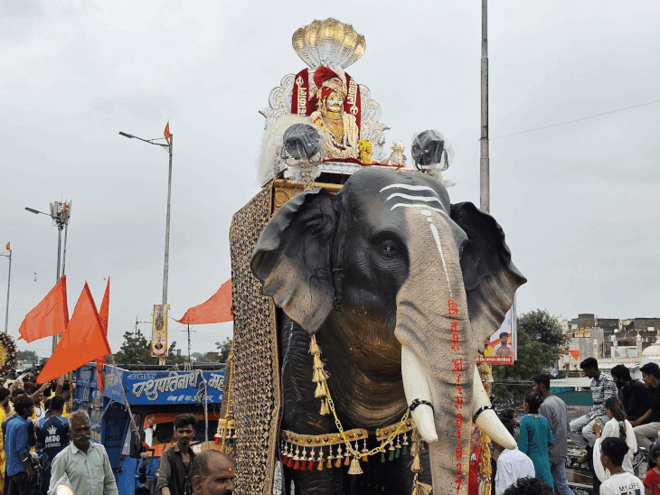 Lord Pashupatinath royal procession took place in Mandsaur on the last ...