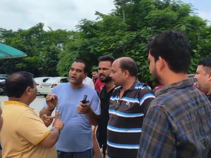 Water crisis deepens in Saryu Enclave of Avadh Vihar