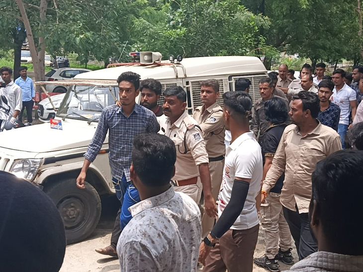 Controversy over objectionable post on Rakshabandhan in Susner | सुसनेर ...