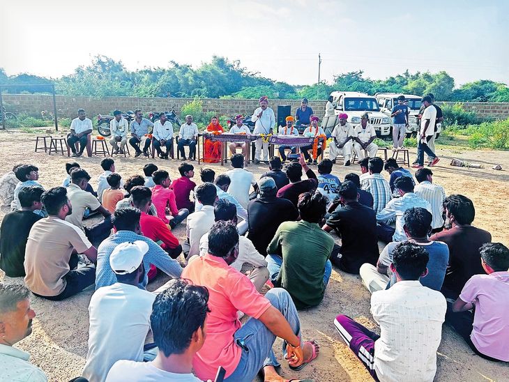 Maa Avad Cricket Competition inaugurated in Chelak | चेलक में मां आवड़ ...