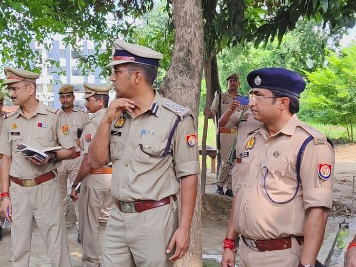 DIG did a surprise inspection of the police station | डीआईजी ने किया ...