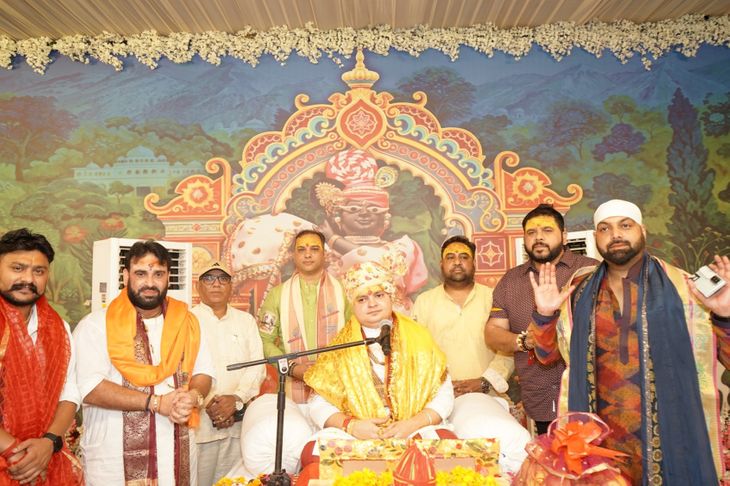 Acharya Praful said- When God resides in the body, that is Gokul, the ...