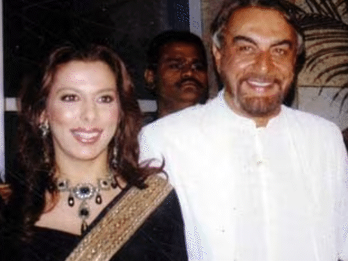 pooja bedi remembers mother protima bedi life journey | पूजा बेदी ने ...