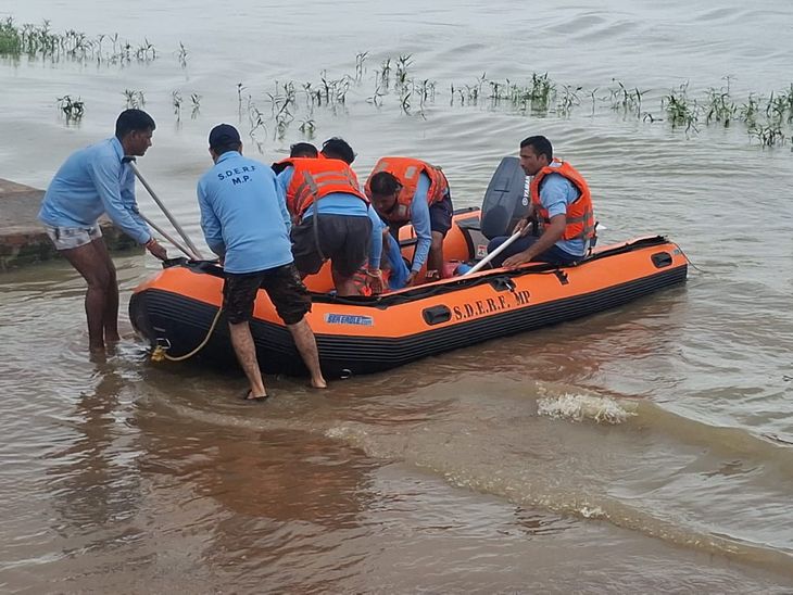Saved a drowning man by doing a mock drill