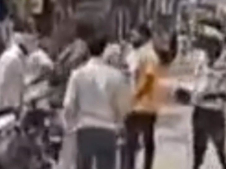 Clash between two groups of students in Baghpat