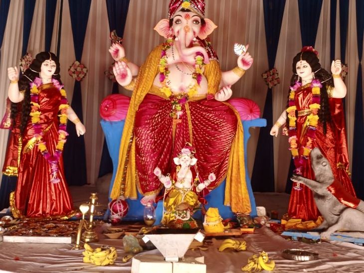Ganesh idol installed in Ravana ground of Dhata | धाता के रावण मैदान ...