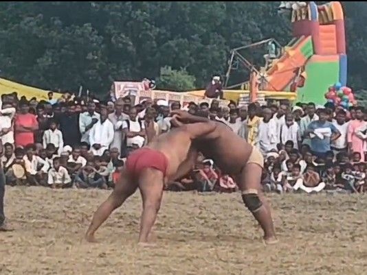Shri Deemaldev Baba's prize wrestling match in Khaga | खागा में श्री ...