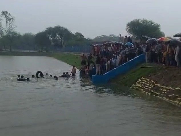 Tragic accident in Mathura fair