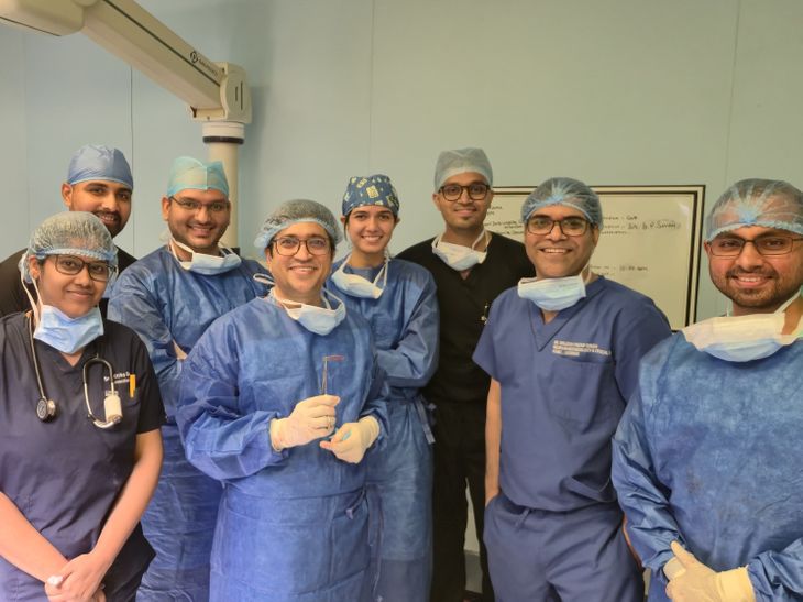 Lucknow - KGMU - 6 cm long glass got stuck in the eye through the brain',doctors performed ...