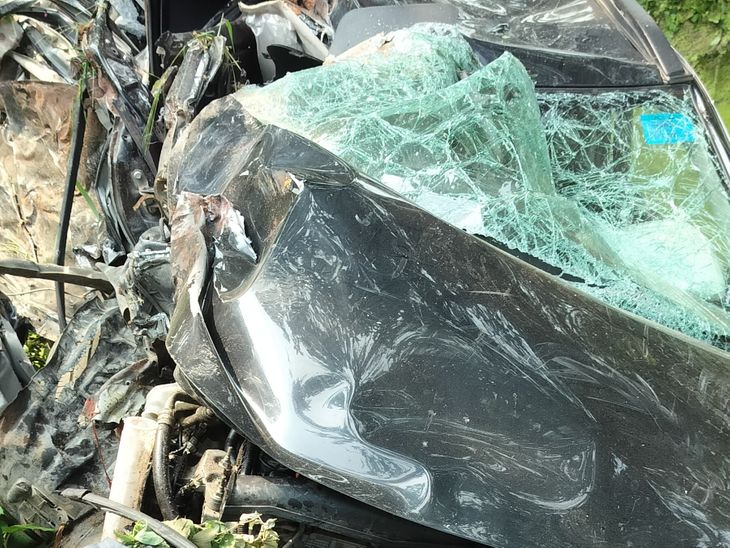 High speed car collided with a tree in Gorakhpur