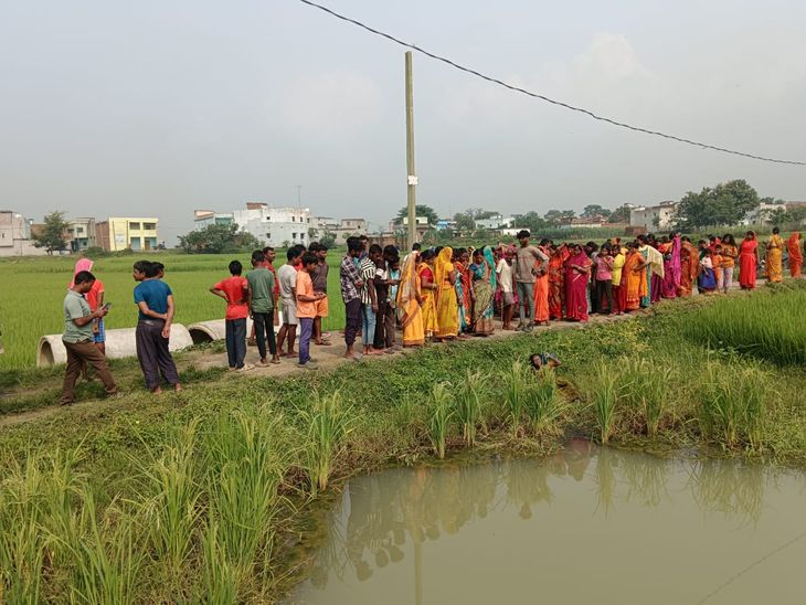 The body of an old woman was recovered from a water-filled pit in Jugra ...