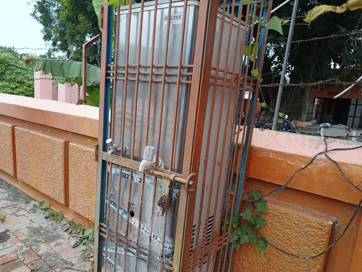 RO machine in Hanuman temple is not working since last one year ...