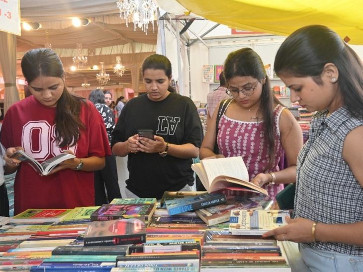 120 book stalls in 75 thousand square feet