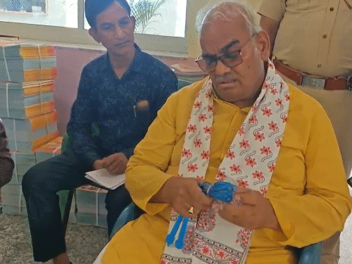 Madan Dilawar Vs Teacher; Kotputli-Behror Government School