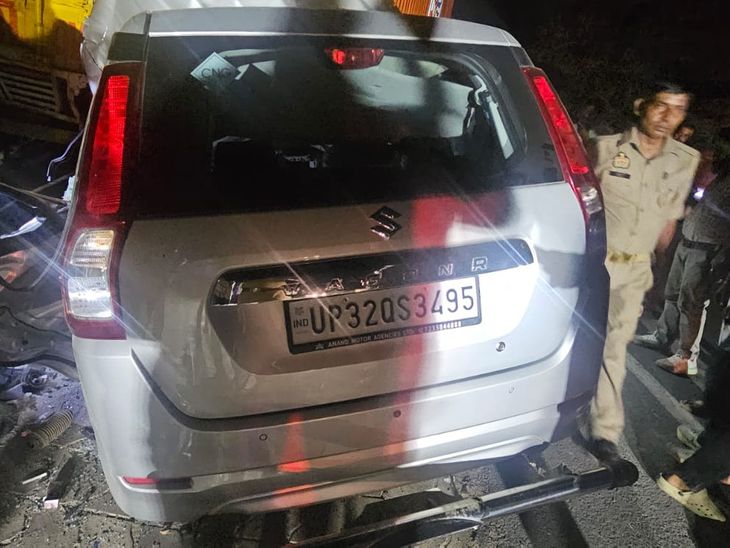 Car collides with truck in Mathura, two killed