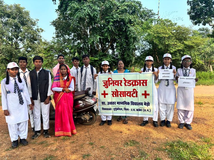 Red Cross Society launched helmet awareness campaign | रेडक्रॉस सोसाइटी ...