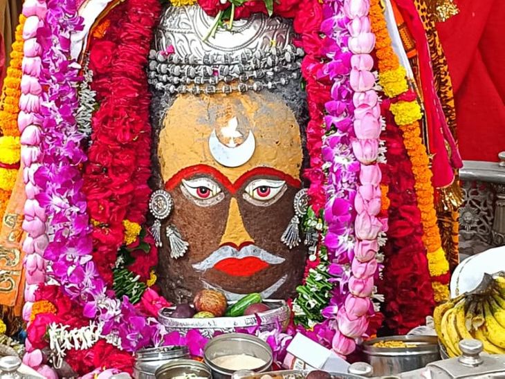 Baba Mahakal is divinely decorated by offering Bhaang, sandalwood ...