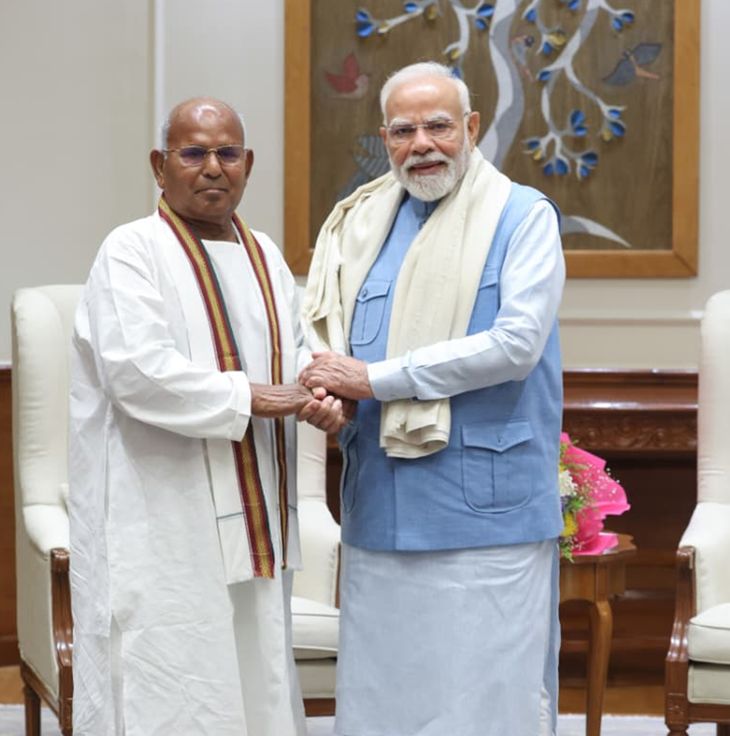 Sadhguru Swatantra Dev met PM Narendra Modi | सद्गुरु स्वतंत्र देव ने ...
