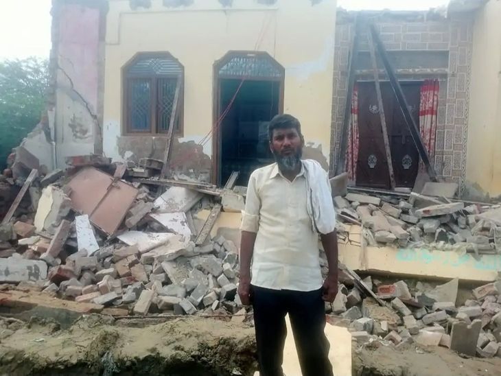 The verandah of the house collapsed during the digging of the drain in ...