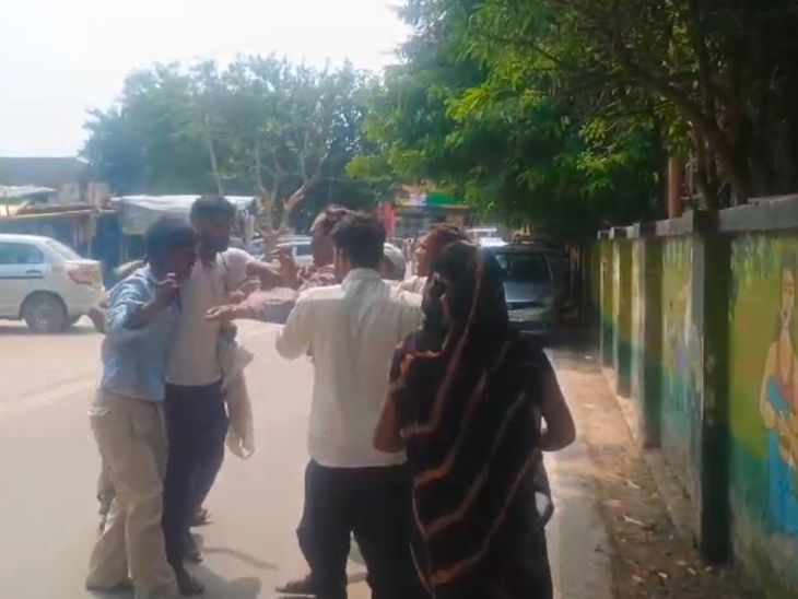 Fight between brother-in-law and brother-in-law in Firozabad Trauma ...