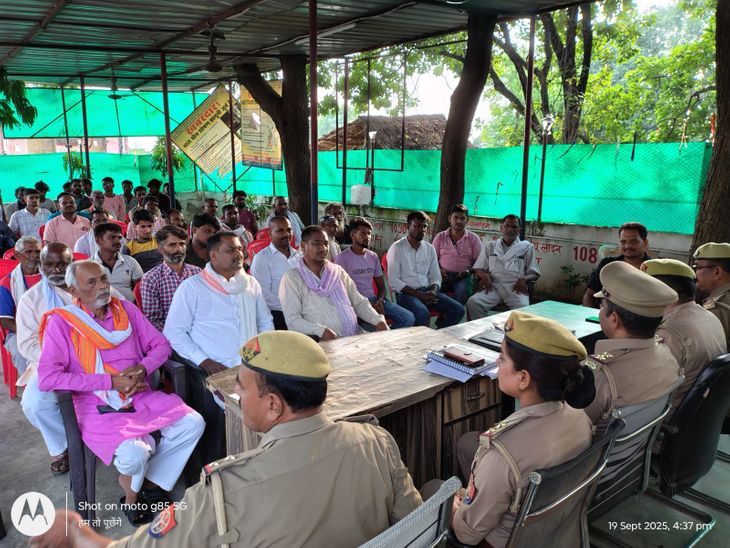Security meeting on Durga Puja-Dussehra in Lalapur | लालापुर में दुर्गा ...