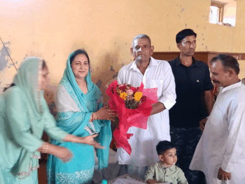 Rohtak-dozen-villages-INLD-Sunaina-Chautala-visits-update | रोहतक के एक ...