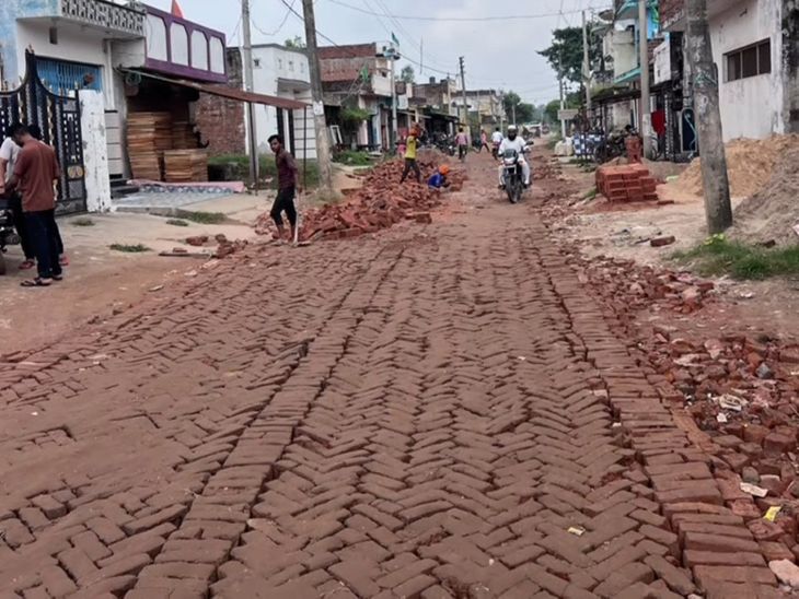 Rejuvenation of the road from Sadulla Nagar to Dhuswa
