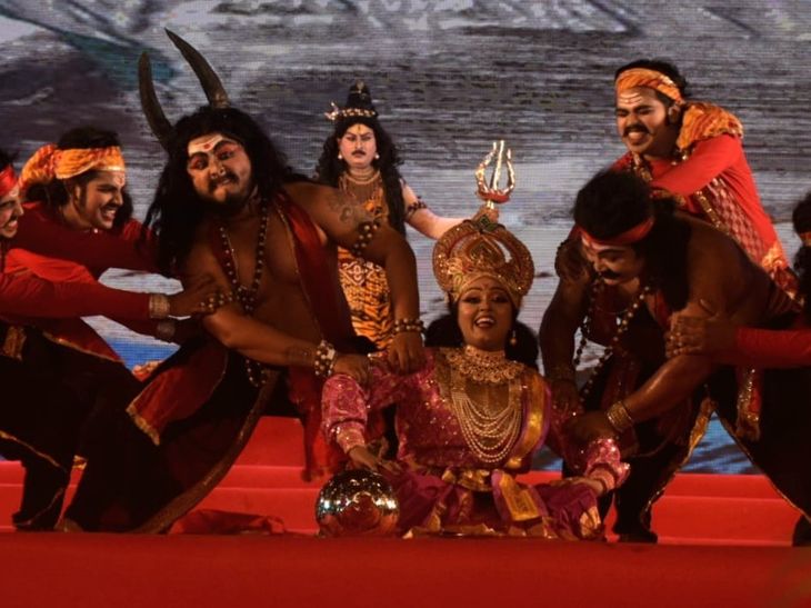 Ramlila begins at Lucknow's Aishbagh ground | लखनऊ के ऐशबाग मैदान में ...