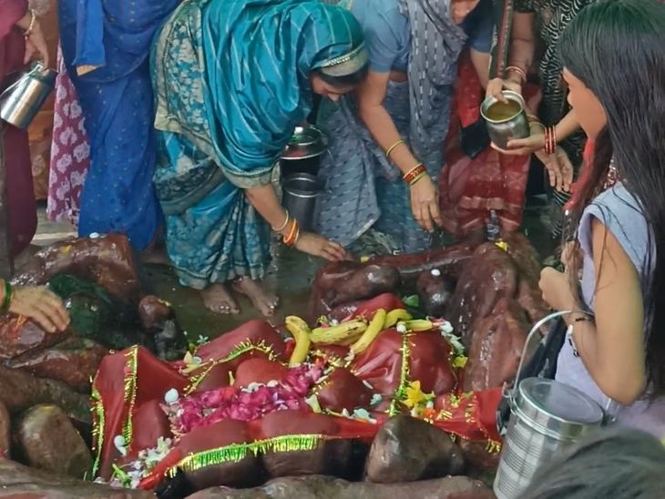 First day of Navratri in Kheragarh | खेरागढ़ में नवरात्रि का पहला दिन ...