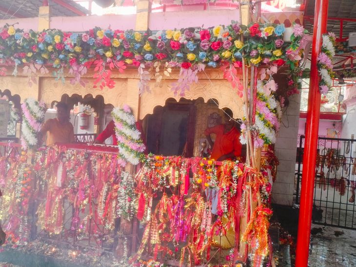 Maa Kamakhya Temple becomes the center of faith during Sharadiya Navratri