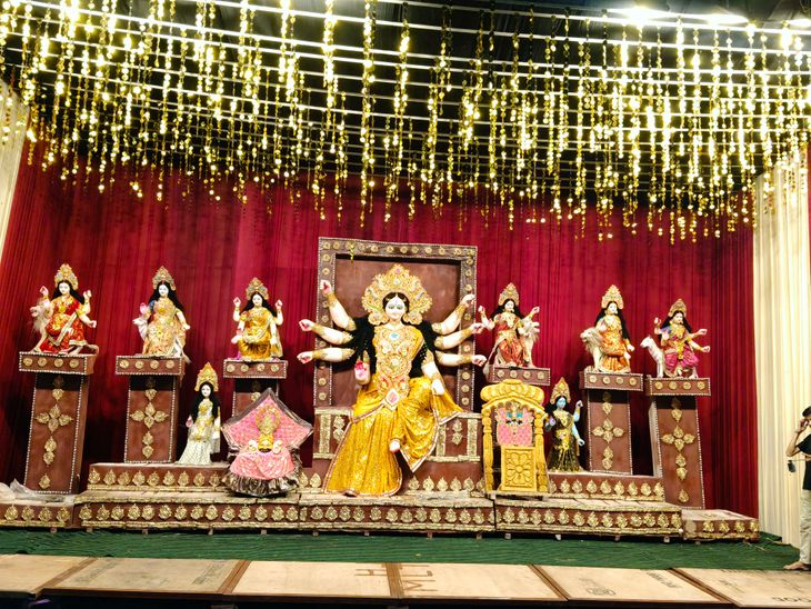 Navratri celebrations... Goddess pandals decorated at more than 50 ...