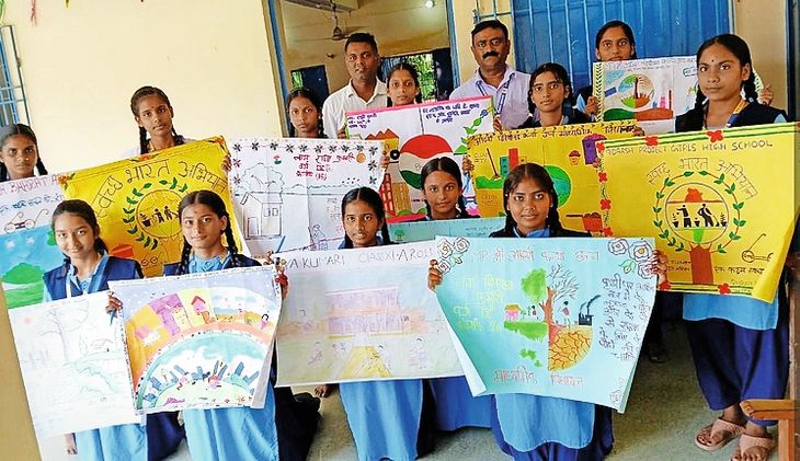 A painting competition was held among girl students during the Swachhta ...