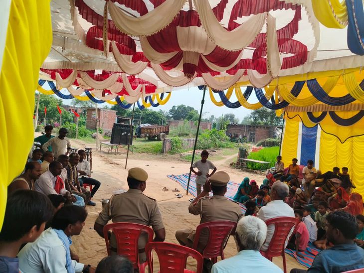 Awareness Chaupal on drone rumours at Rahawai Makoiya in Pratapgarh ...