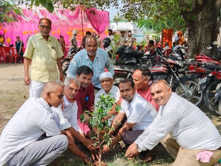 Plantation and prize distribution at Dhusi Primary School