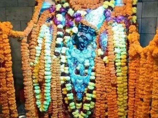 Crowds gather at the Kankal Kali Temple during Navratri