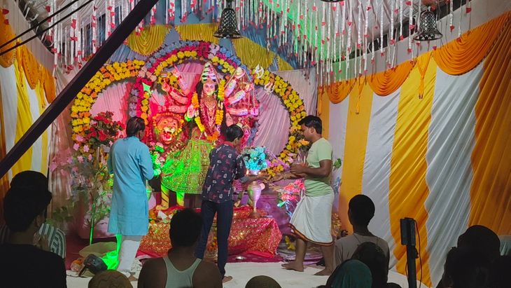 Skanda Mata's tableau attracted devotees