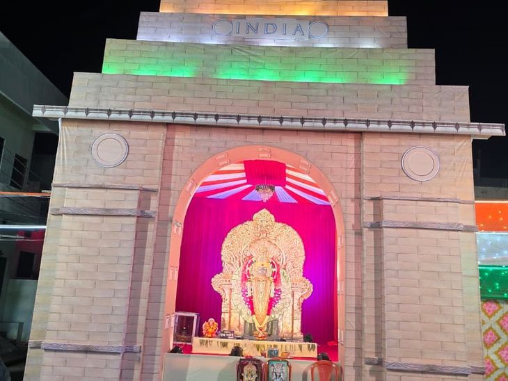 Five Durga Pandals became the center of attraction during Navratri in ...