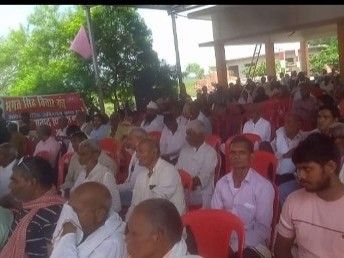 Bhagat Singh Jayanti celebrated in Chandauli | चंदौली में भगत सिंह ...