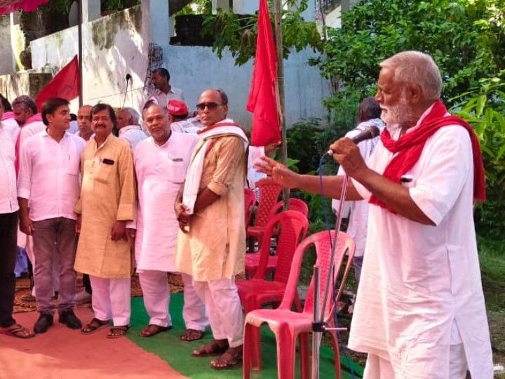 Bhagat Singh's birthday celebrated in Usri village of Chakia | चकिया के ...