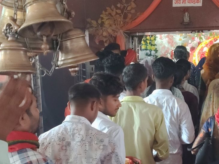 Crowd at Chandika Devi Dham on the seventh day of Sharadiya Navratri ...